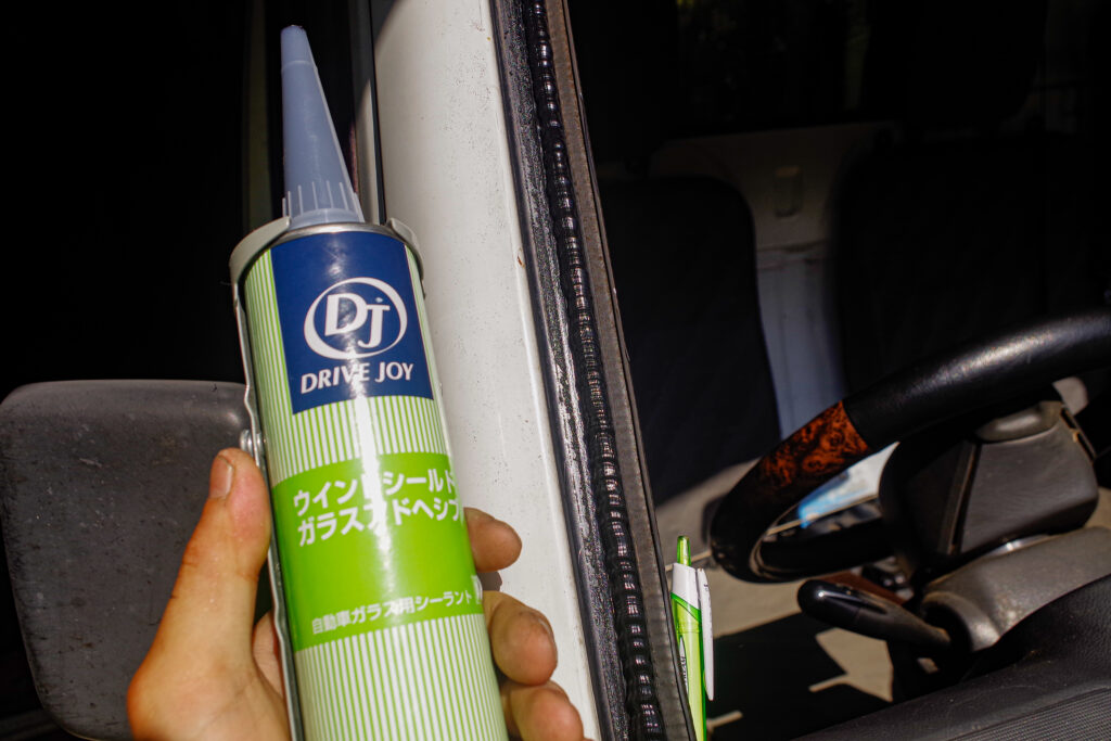 DA63T・キャリイ フロントガラス交換・運転席ドアガラス交換・バンパー塗装